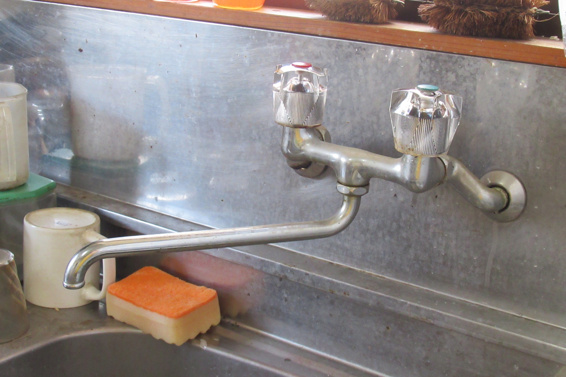 古い家の水回りリフォーム緊急ガイド | リフォーム・外壁塗装のプロ株式会社RESIA(リシア)